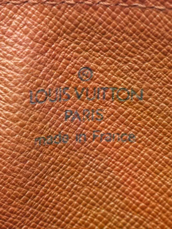 LOUIS VUITTON 1993 Papillon 26 Monogram Handbag