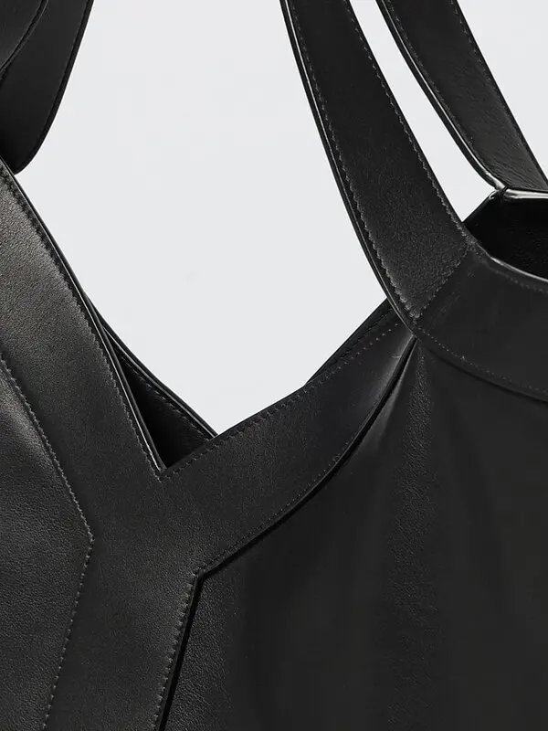 Saint Laurent Shoulder Bag