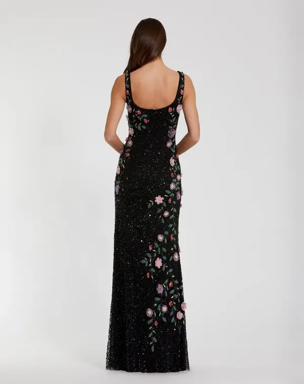 Mac Duggal Floral Beaded Scoop Neck Sleeveless Gown