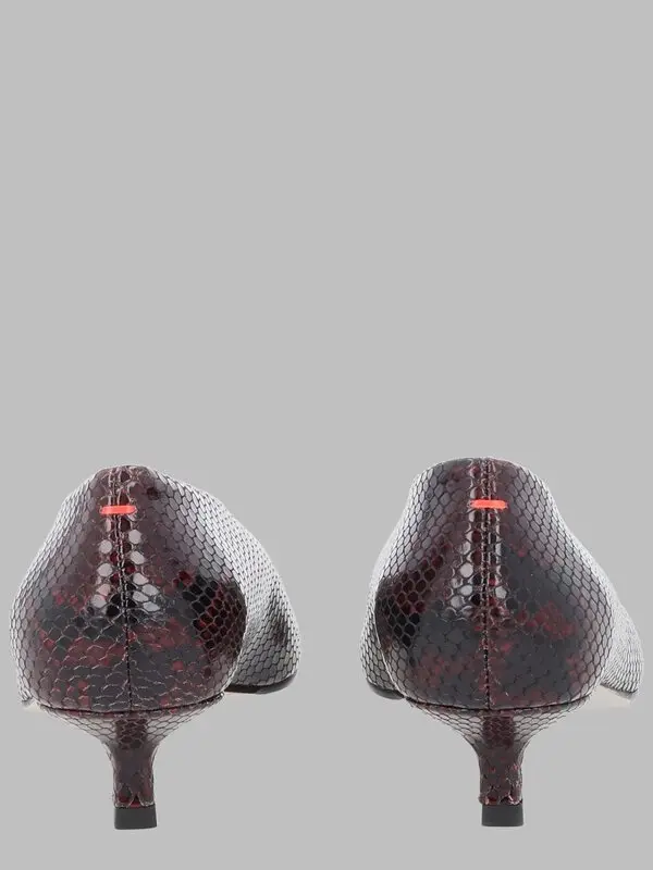 AeydĒ Women