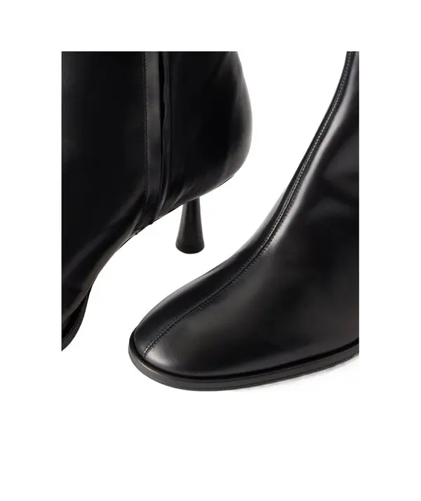 AeydĒ Solid Leather Ankle Boots