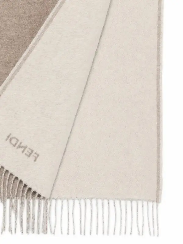 Fendi Logo-intarsia Fringed Scarf