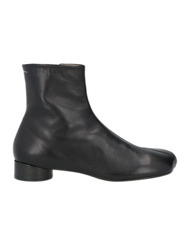 MAISON MARGIELA Simple Leather Ankle Boots - Black