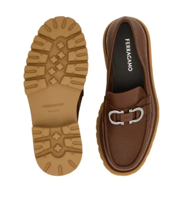 FERRAGAMO Gancini Ornament Loafer