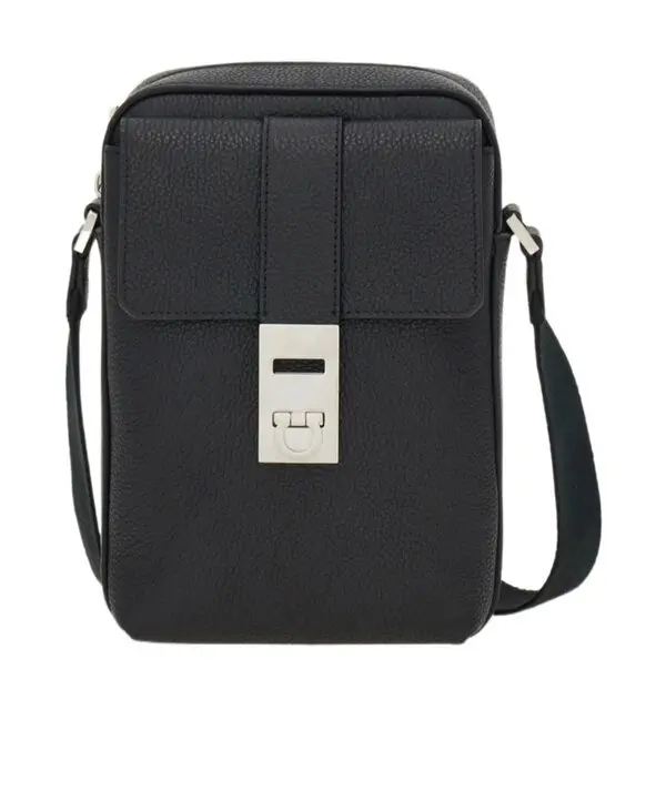 FERRAGAMO Hug Buckle Cross Body Bag - Black