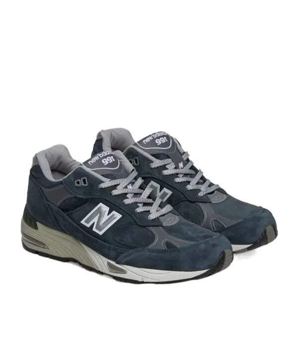 NEW BALANCE 991 Sneakers