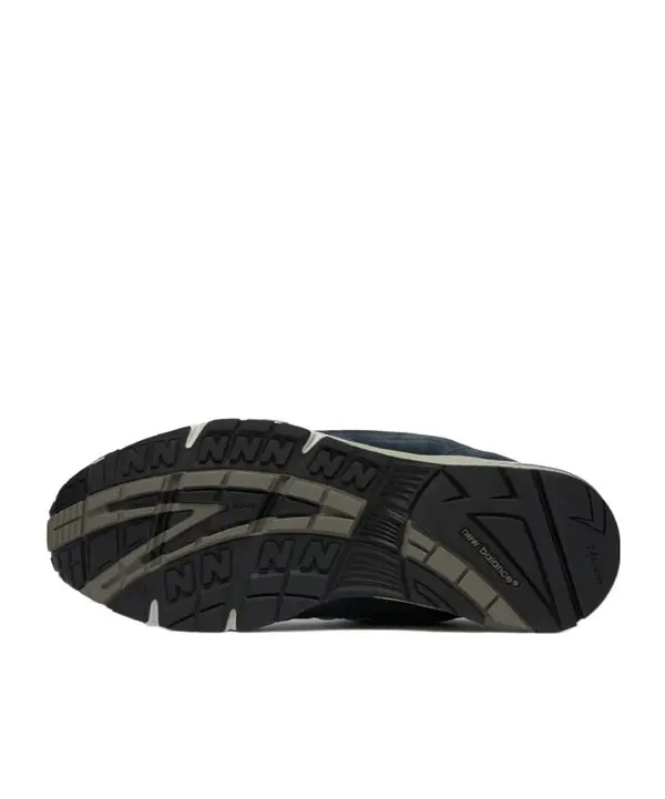 NEW BALANCE 991 Sneakers