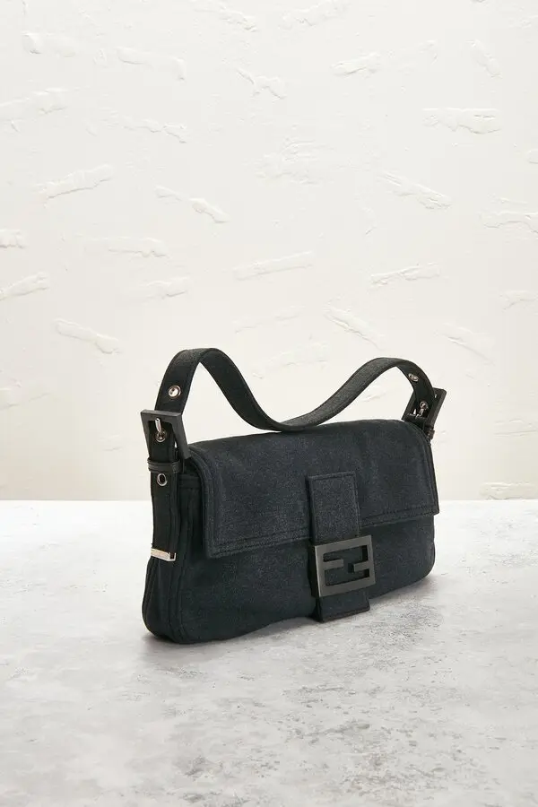 Fendi Baguette Shoulder Bag - Gray