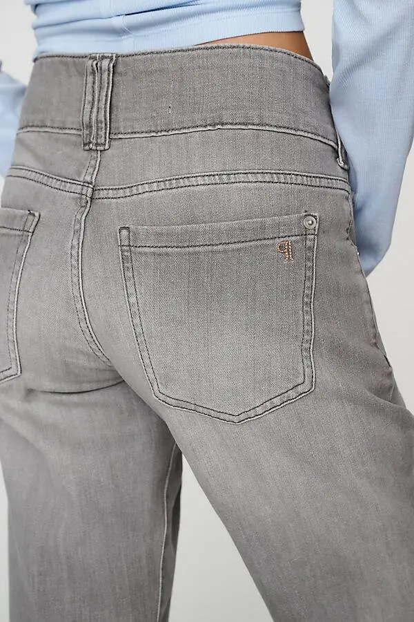 PILCRO Billy Low-rise Bootcut Flare Jeans - Grey