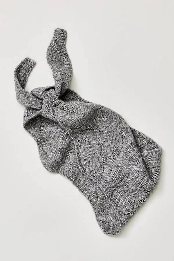 Free People Cable Knit Triangle Scarf - Heather Grey