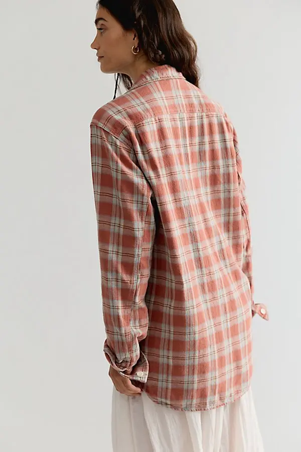 LLEA BLUE One-pocket Boyfriend Shirt