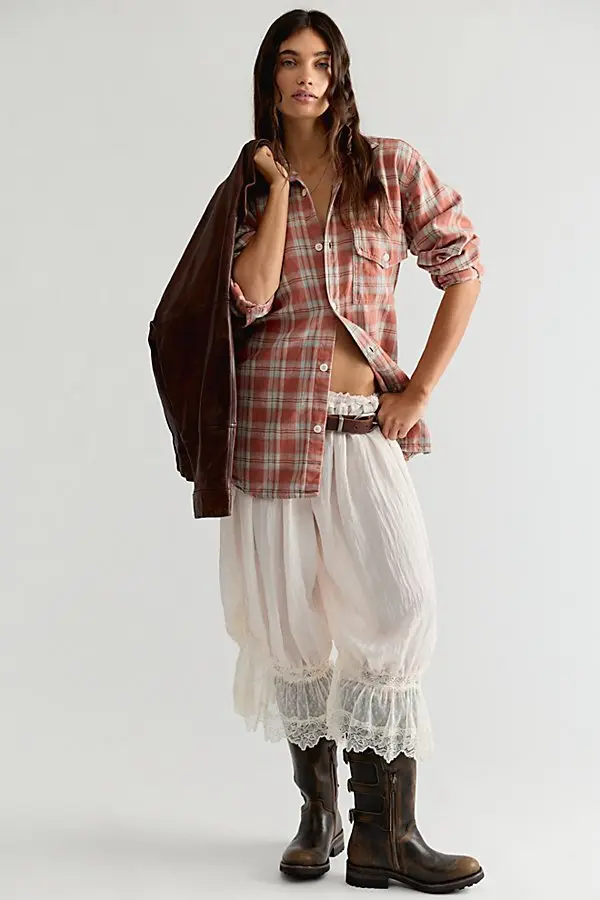 LLEA BLUE One-pocket Boyfriend Shirt