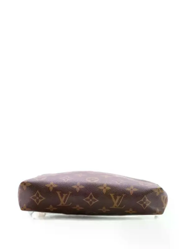 LOUIS VUITTON Pallas Monogram Canvas With Leather Clutch Bag