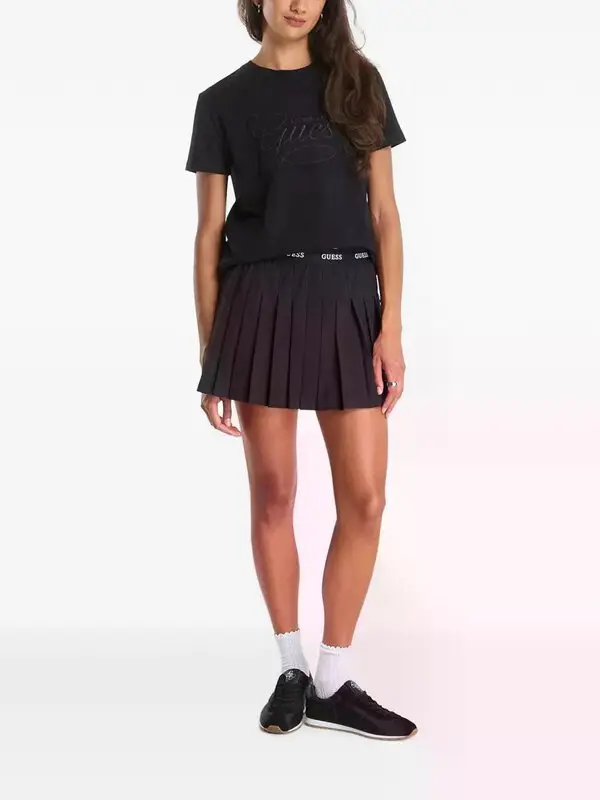 Guess Logo Embroidered T-shirt