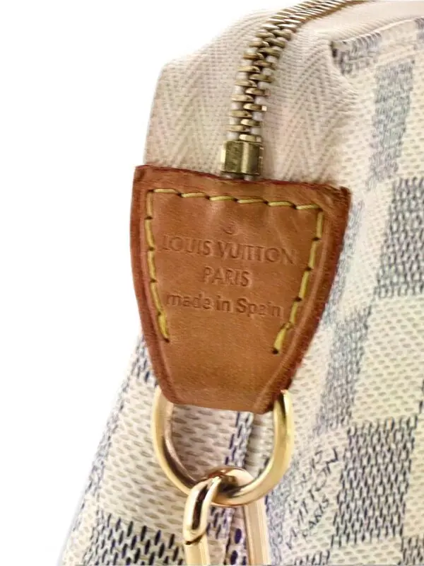 LOUIS VUITTON Pochette Accessoires Damier Clutch Bag