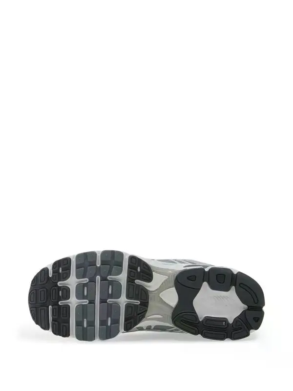 Nike Air Max Moto 2k Sneakers