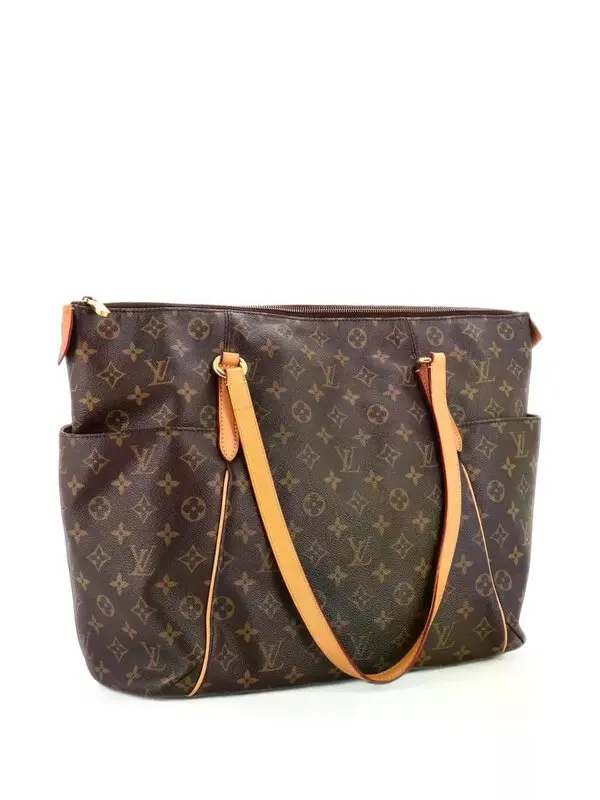 LOUIS VUITTON Monogram Canvas Totally Gm Shoulder Bag