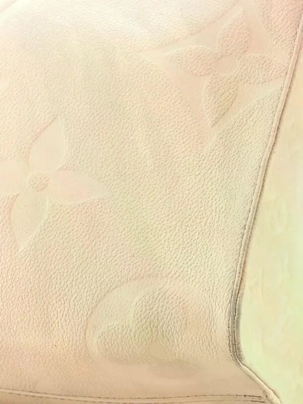 LOUIS VUITTON Onthego Monogram Empreinte Giant Mm Tote Bag