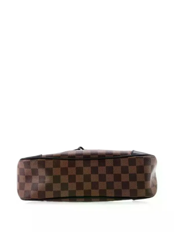 LOUIS VUITTON Odeon Nm Damier Mm Cross Body Bag