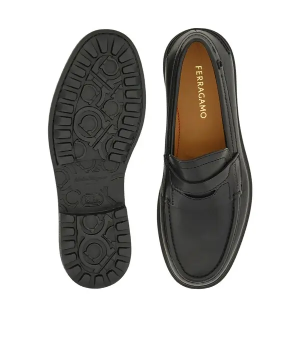FERRAGAMO Loafers
