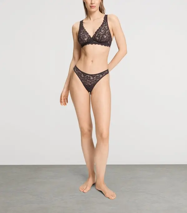Hanro Lace Moments Thong