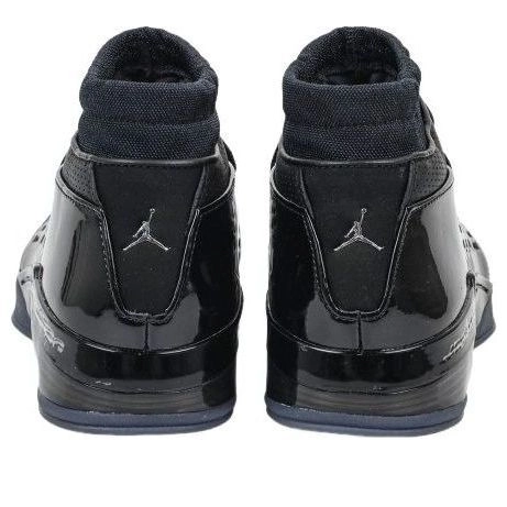 JORDAN 17 Low Patent - Black