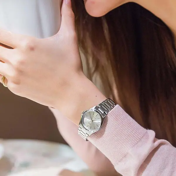Casio Couple Quartz Waterproof Analog