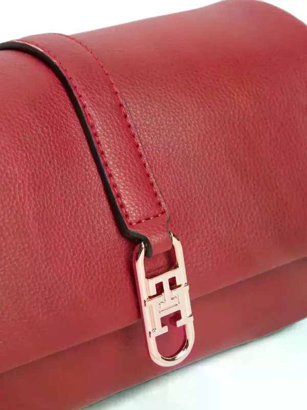 Tommy Hilfiger Libre Logo-plaque Pebbled Shoulder Bag