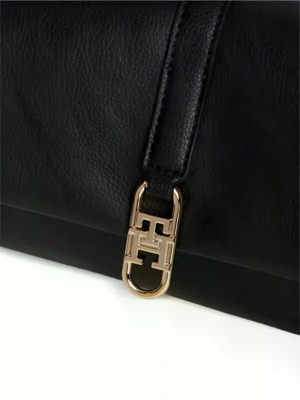 Tommy Hilfiger Libre Logo-plaque Shoulder Bag