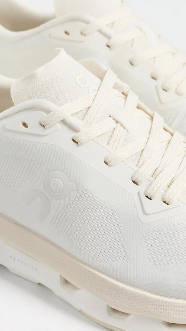 On Cloudze Sneakers