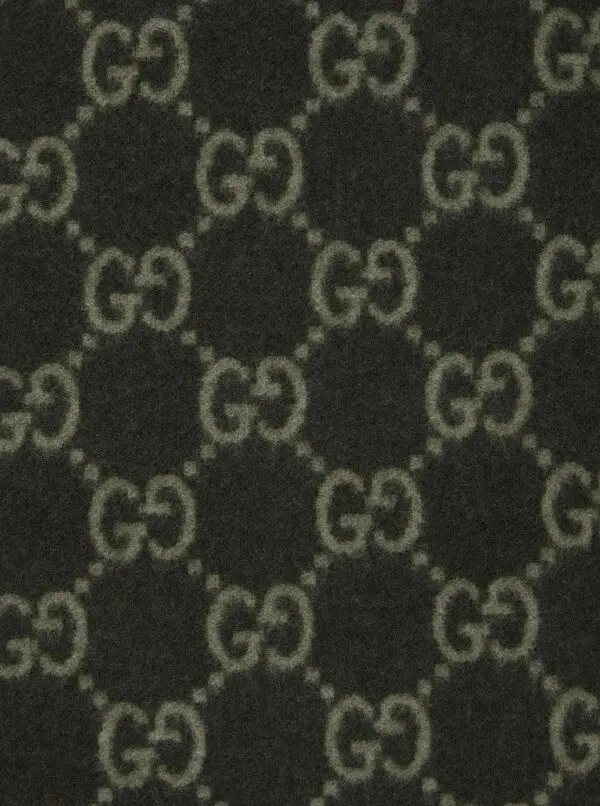 Gucci Scarf With Fringed Hem And Gg Motif Jacquard In Cashmere - Green