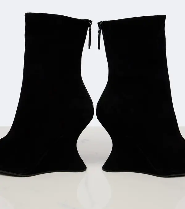 AQUAZZURA Amore Suede Wedge Ankle Boots