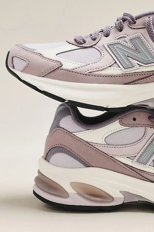 NEW BALANCE 2010 Sneakers