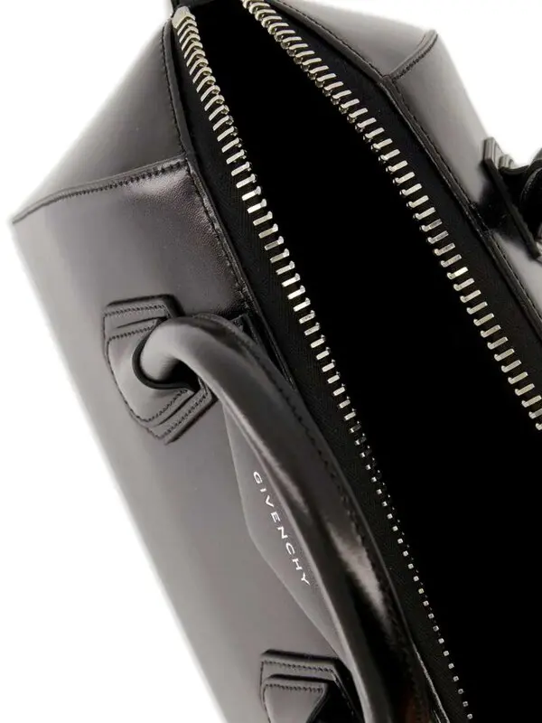 Givenchy Small Antigona Handbag In Leather