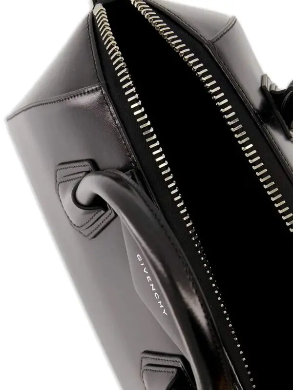 Givenchy Small Antigona Handbag In Leather - Black