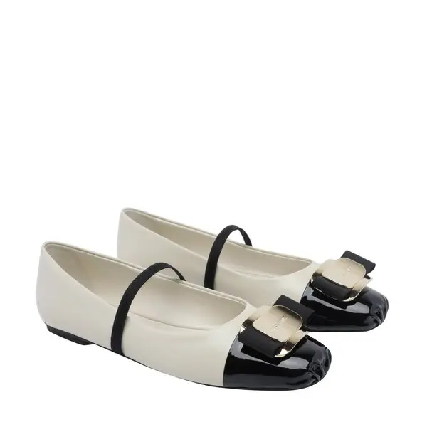 FERRAGAMO Zina Ballerinas - Black