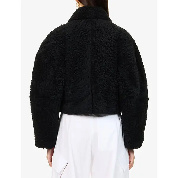 ROHE FRAMES Collared Cropped Shearling Jacket