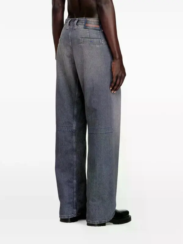 DIESEL® Relaxed Jeans Regular Waist D-zeta