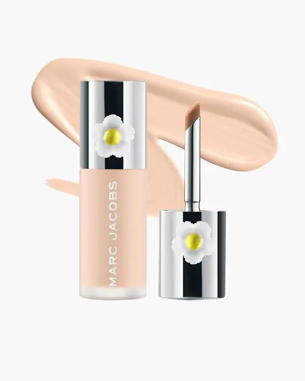 Marc Jacobs Nude Awakening Foundcealer - 135n