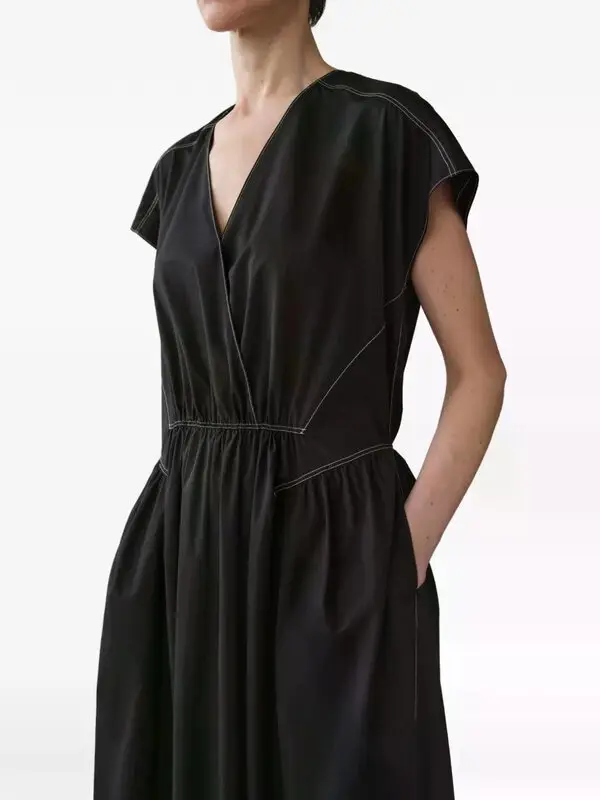 LESS Contrast-stitched Sleeve Maxi Dress