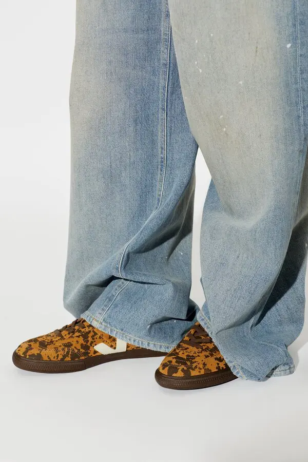 VEJA Panenka Suede’ Sports Shoes