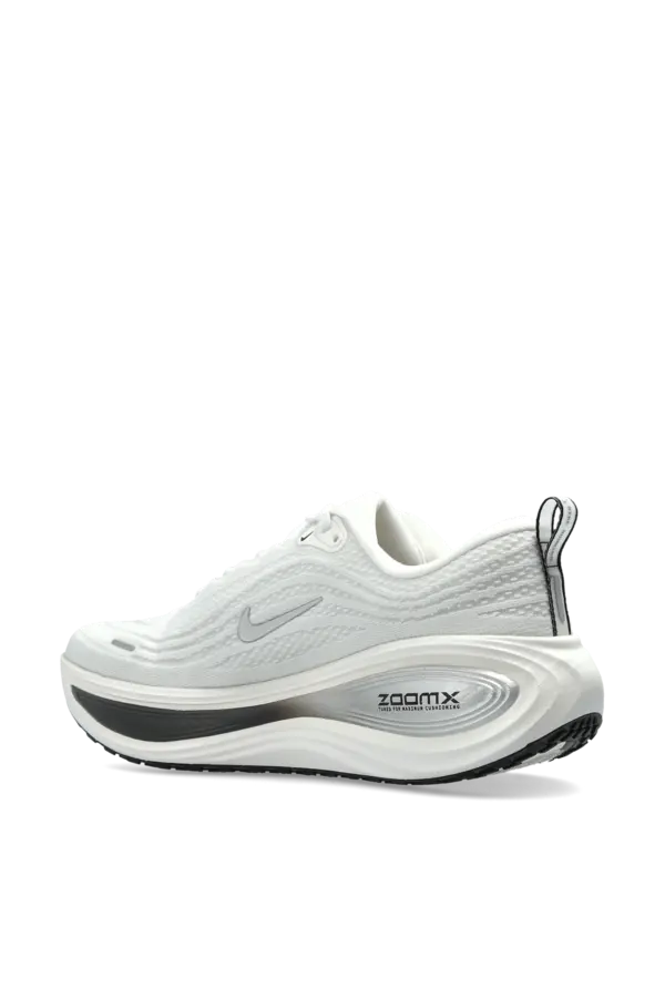 Nike Vomero Plus Ess' Sports Shoes - White