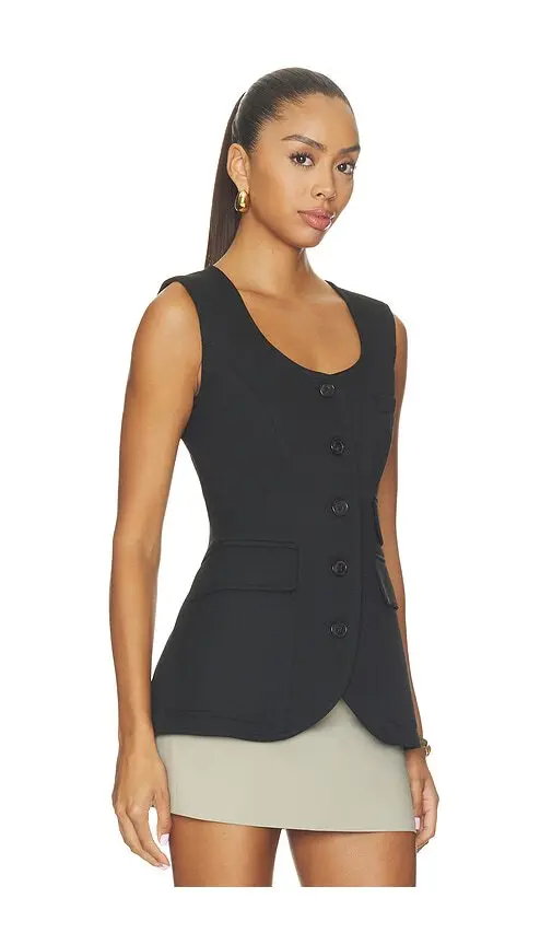 Smythe Portrait Neck Vest In Black
