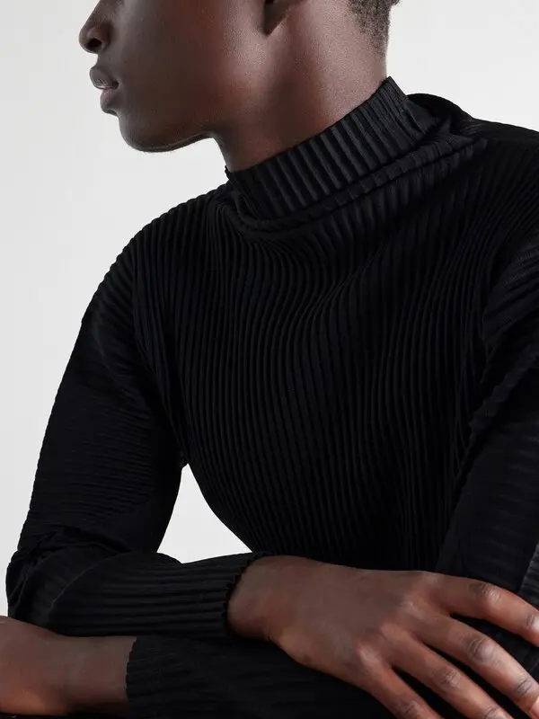 Issey Miyake Pleated Mock Neck T-shirt