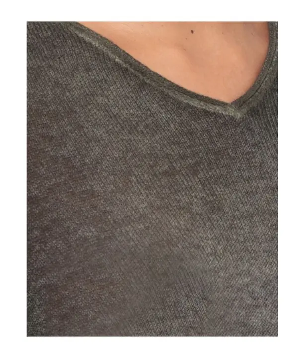 Avant Toi Raw-edge V-neck Knitted Sweater