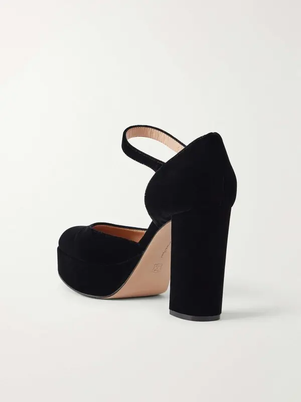 GIANVITO ROSSI 70 Velvet Pumps
