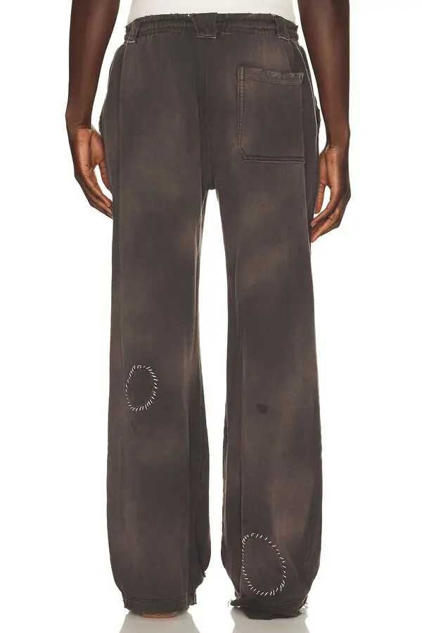 STRIKE OIL Thrashed Sweatpants