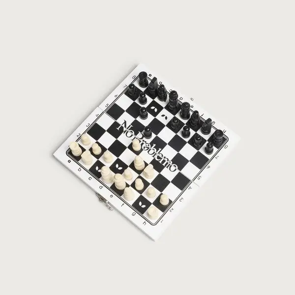 NO PROBLEMO Np Chess Board