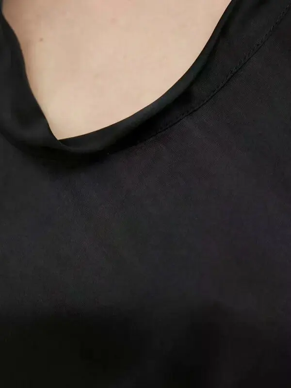 Sisley Ruffled Sleeveless Blouse