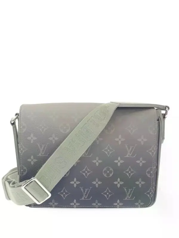 LOUIS VUITTON 2000-2026 Monogram Gradient District Pm Crossbody Bag